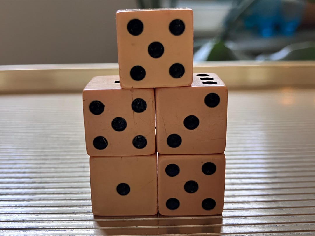 Vintage Bakelite Dice 1950s Solid Plastic Dice Butterscotch Tone With ...