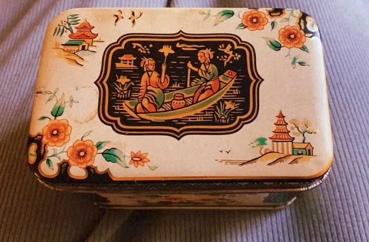 Antique Hinged Top Tin Container From the Mid-century Era - Etsy