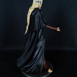 Firekeeper Dark Souls Collectible Figure Premium Format Statue 3d ...