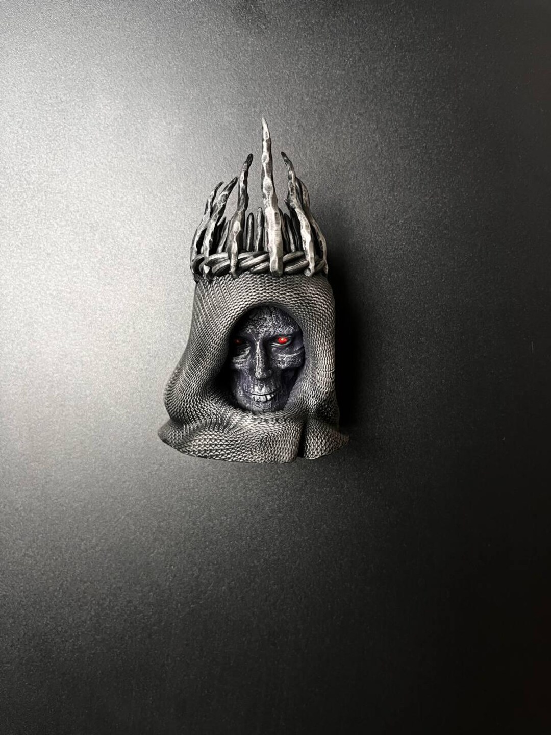 Yhorm the Giant Head Magnet, Dark Souls 3d Printed Fan Art Gift Hand ...