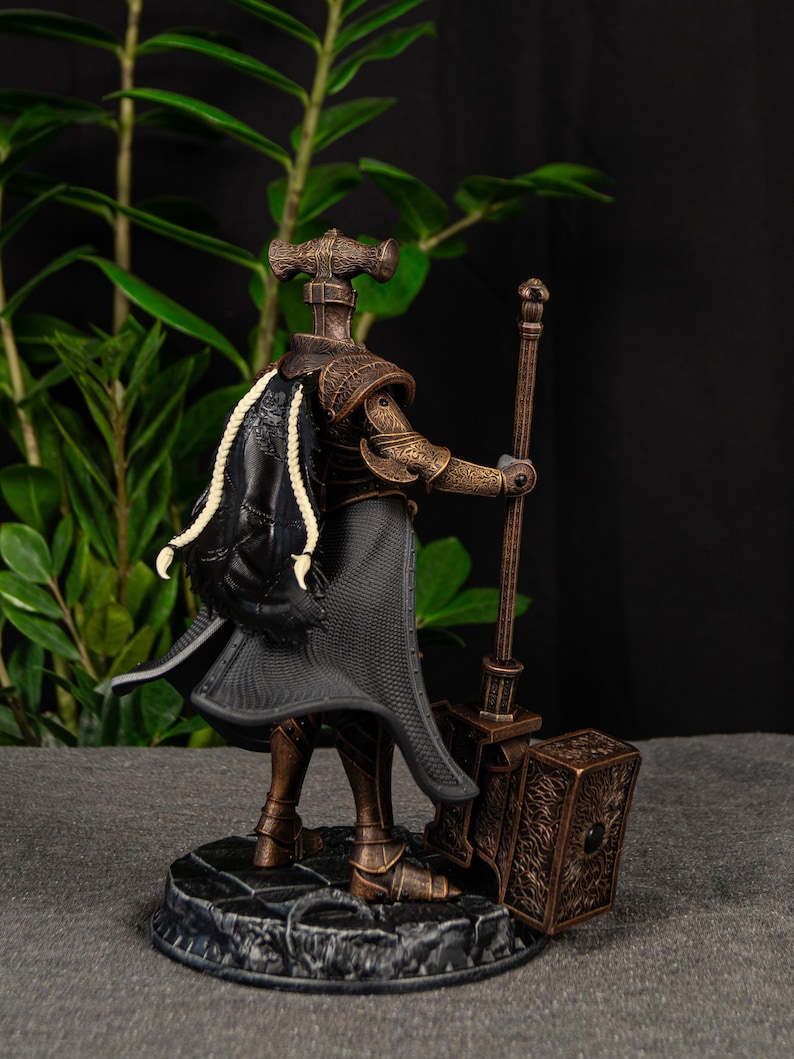 Devonia Crucible Knight Figure - Elden Ring Collectible Statue 3d ...