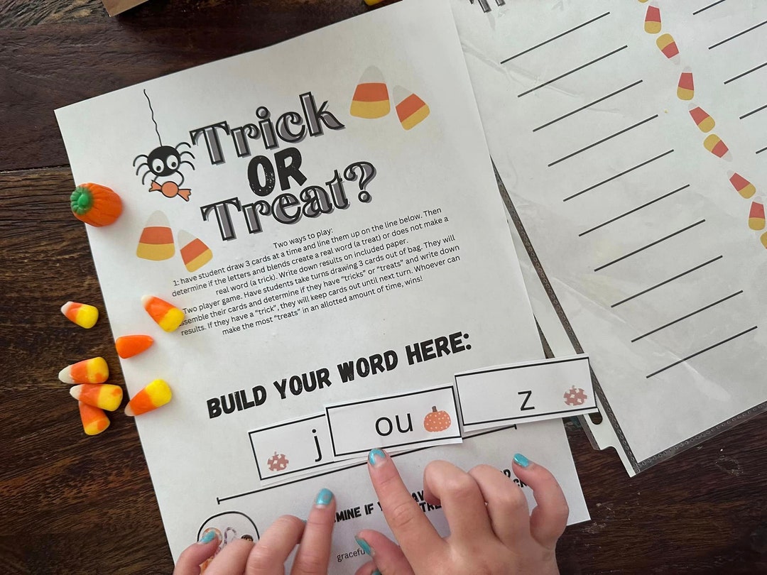 Phonics, Halloween Reading, Phonics Games, Trick or Treat Reading ...