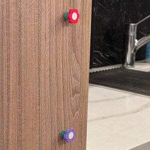 Flower Drawer Knob (regular and XL Sizes!) - Flower - Multiple Colors ...