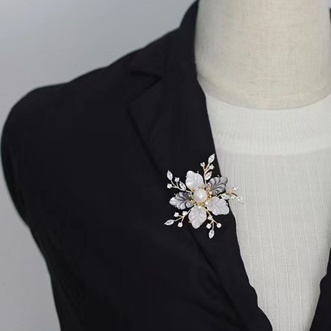 Handmade Flower Brooch, Natural Pearl Shell Five Petal Flower Brooch ...