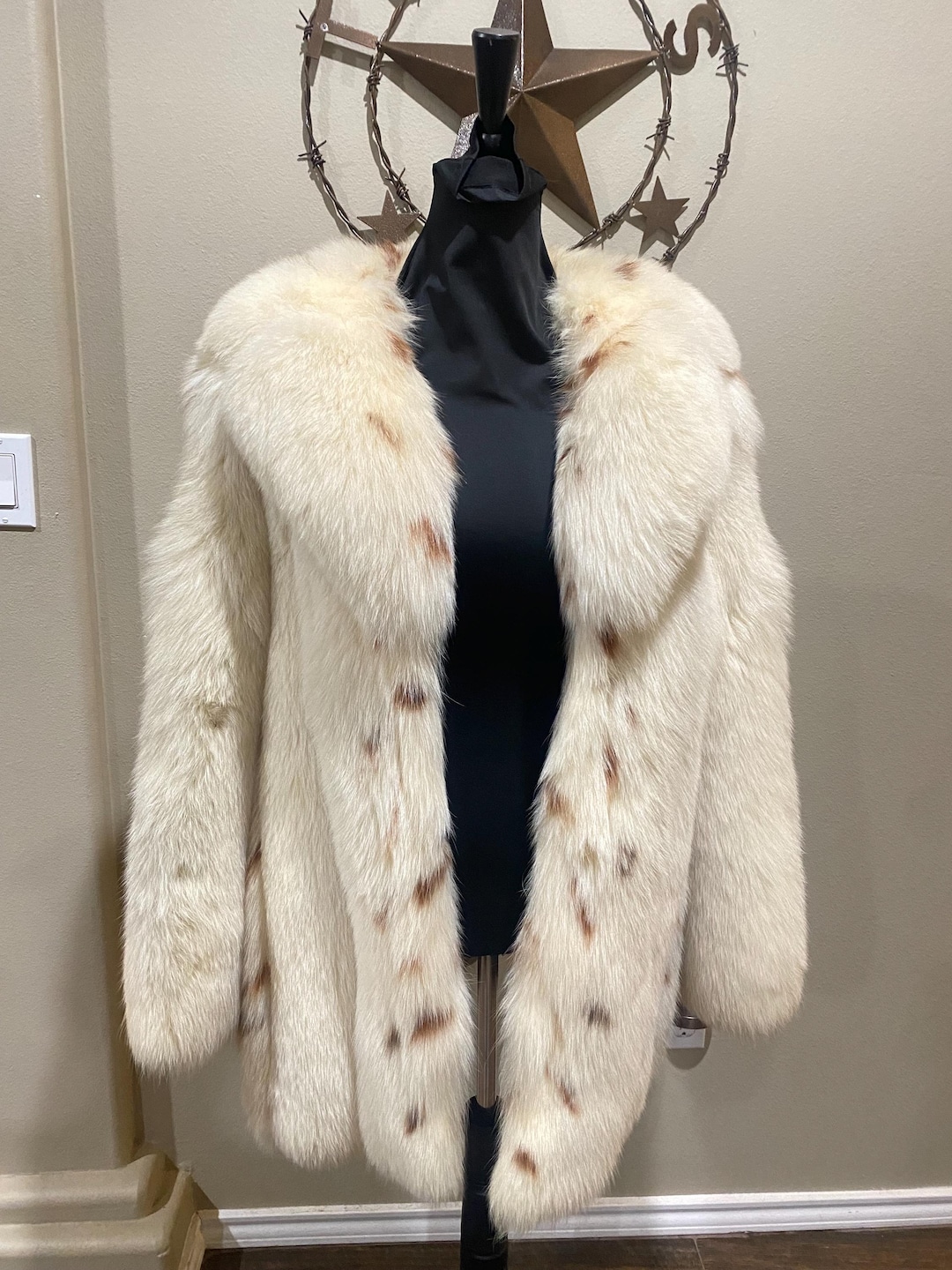 White Spotted Fox Fur Coat, Spotted Fox, Fox Fur, Spotted Fox Fur ...