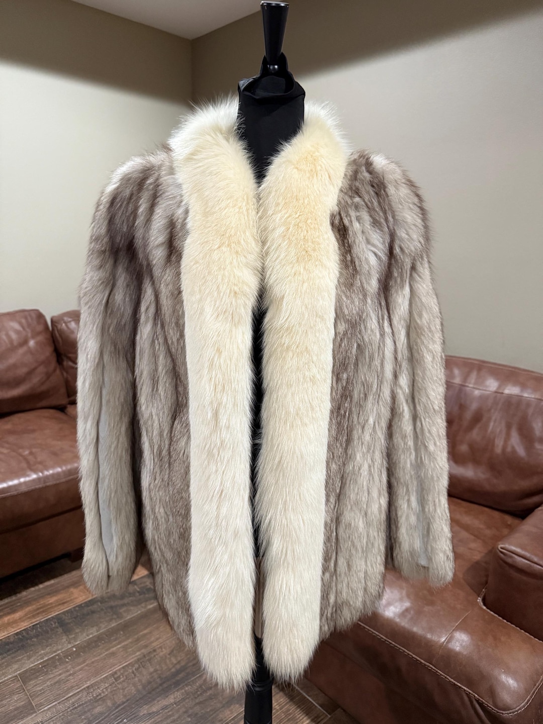 Saga Fox Fur Coat, Vintage Fox Fur Coat, Fox Fur Coat, Saga Fox, Shadow ...