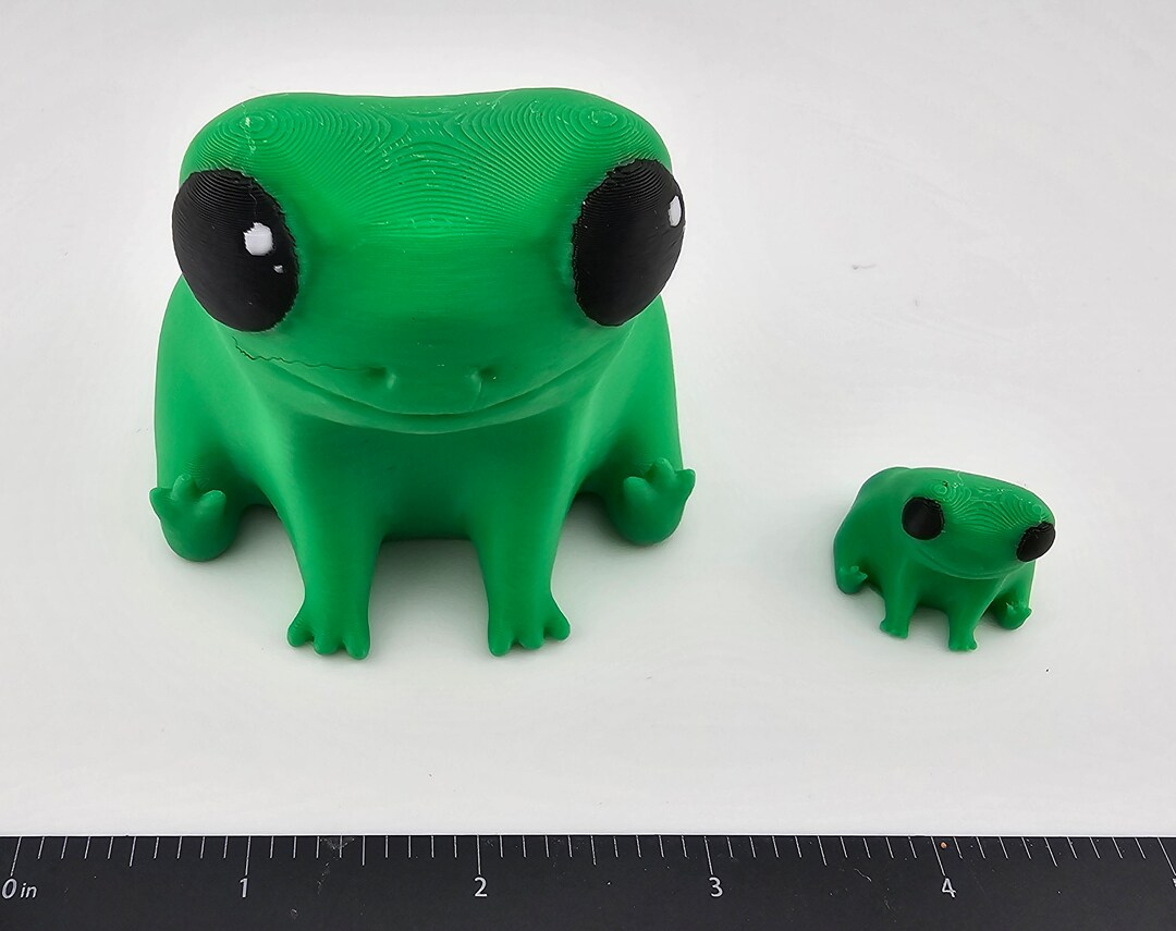 Fred, the Thicc Butt Frog - Etsy