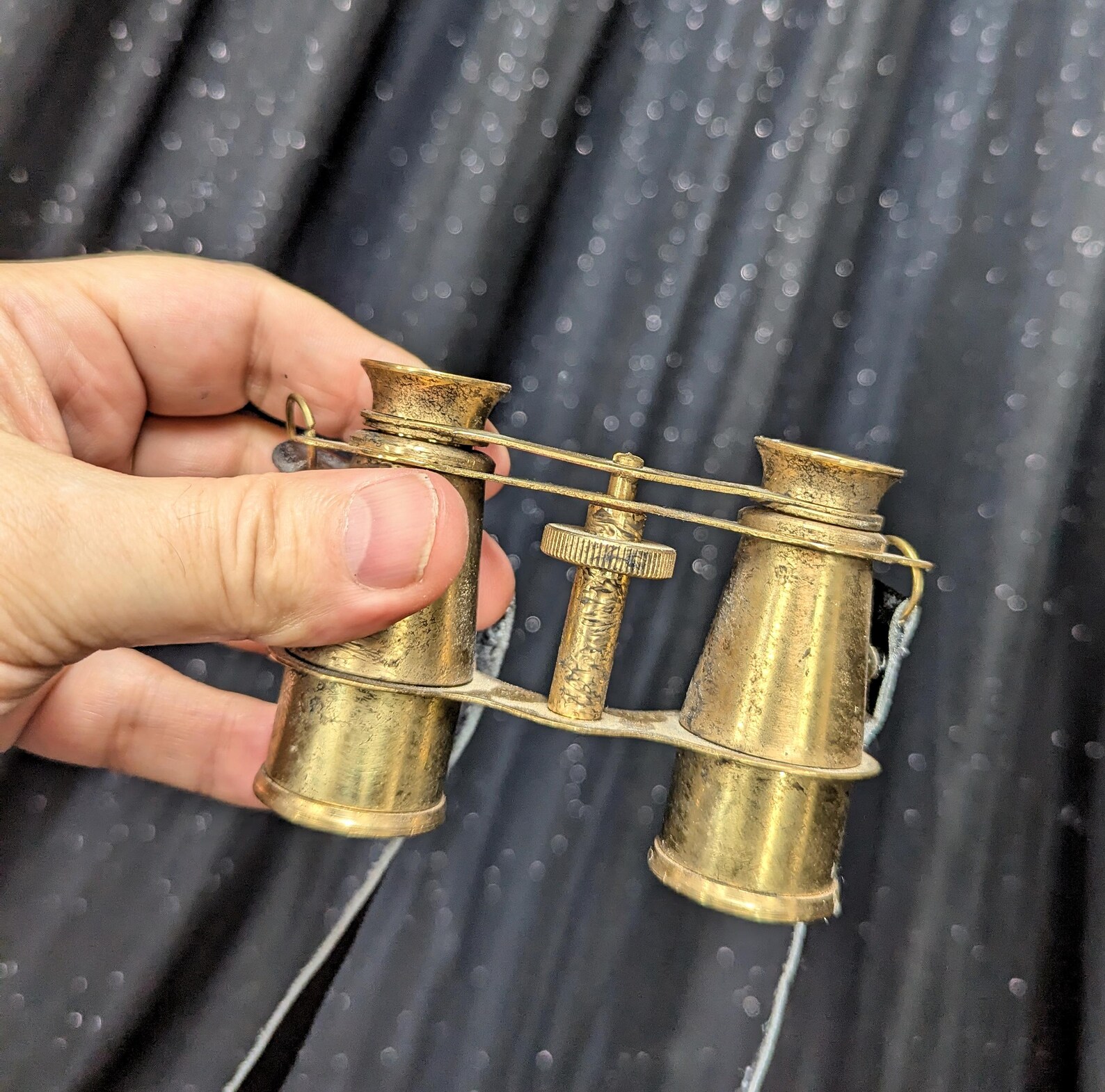 SNOWPIERCER TV SERIES Library Car Set Dressing Brass Props Memorabilia ...