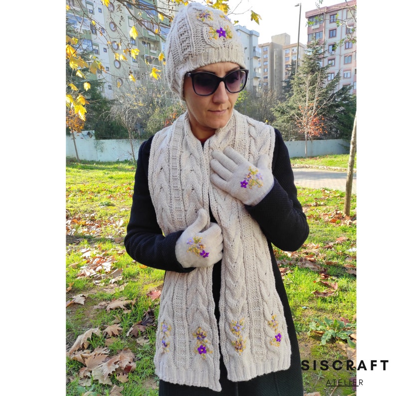 Scarf Hat Gloves Set, Floral Beanie Scarf Gloves Set Winter Set for ...