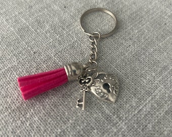 Pastel Aesthetic Lavender Lock and Key Keychain. - Etsy