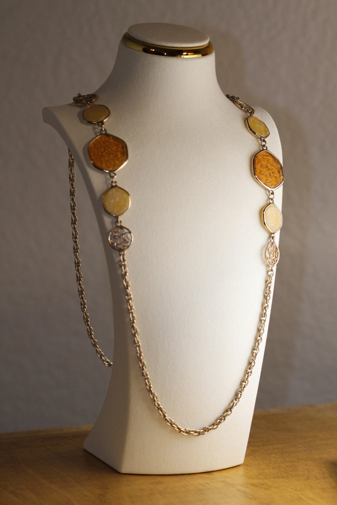 Vintage Signed Sarah Coventry Gold Tone With Beige & Tan Accent Pieces ...