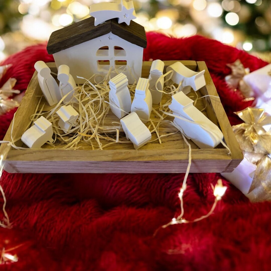 Small Ceramic Nativity Scene in Wooden Box - Etsy