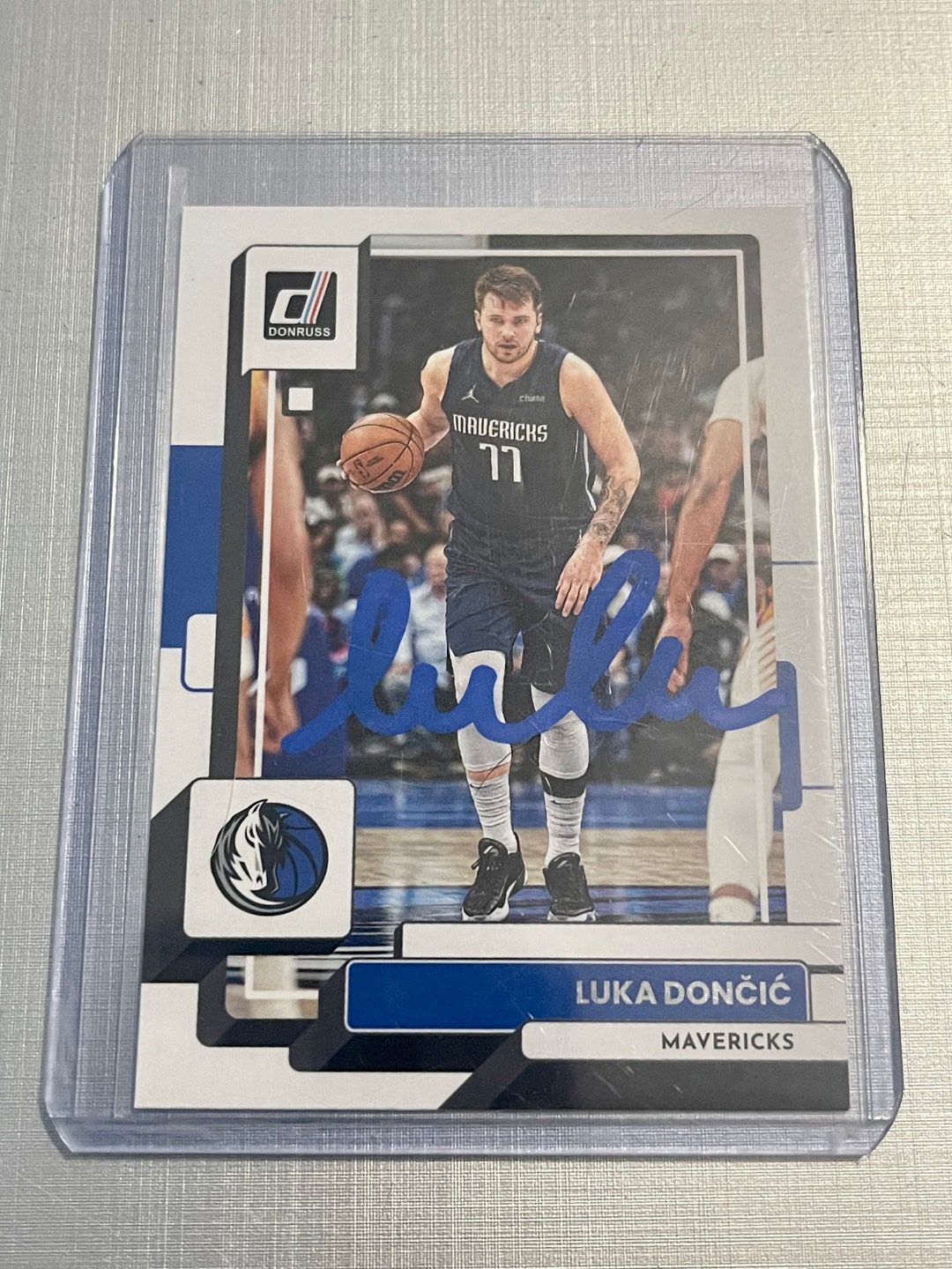 Luka Doncic on Card Autograph Basketball Card Dallas Mavericks - Etsy