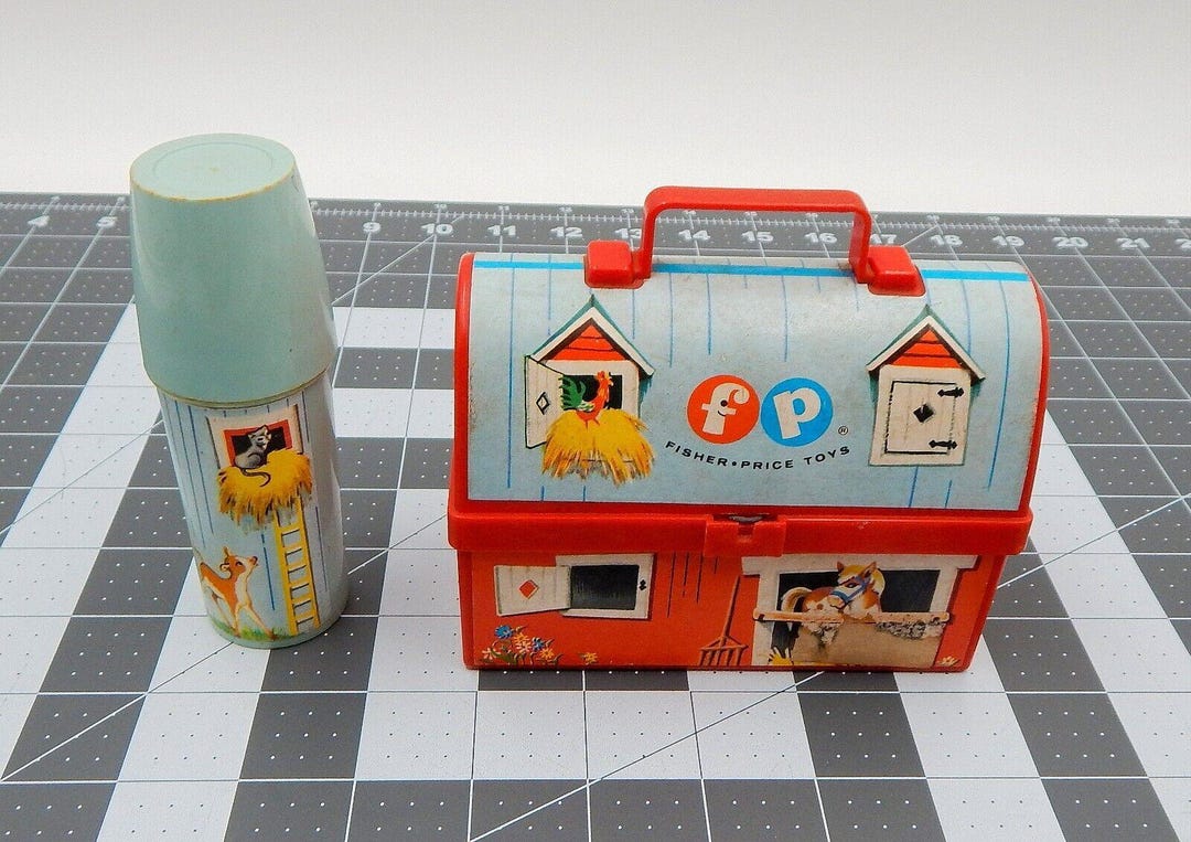 Fisher Price Mini Barn Lunch Box W/silo Beverage 549 Farm Toy Horse ...