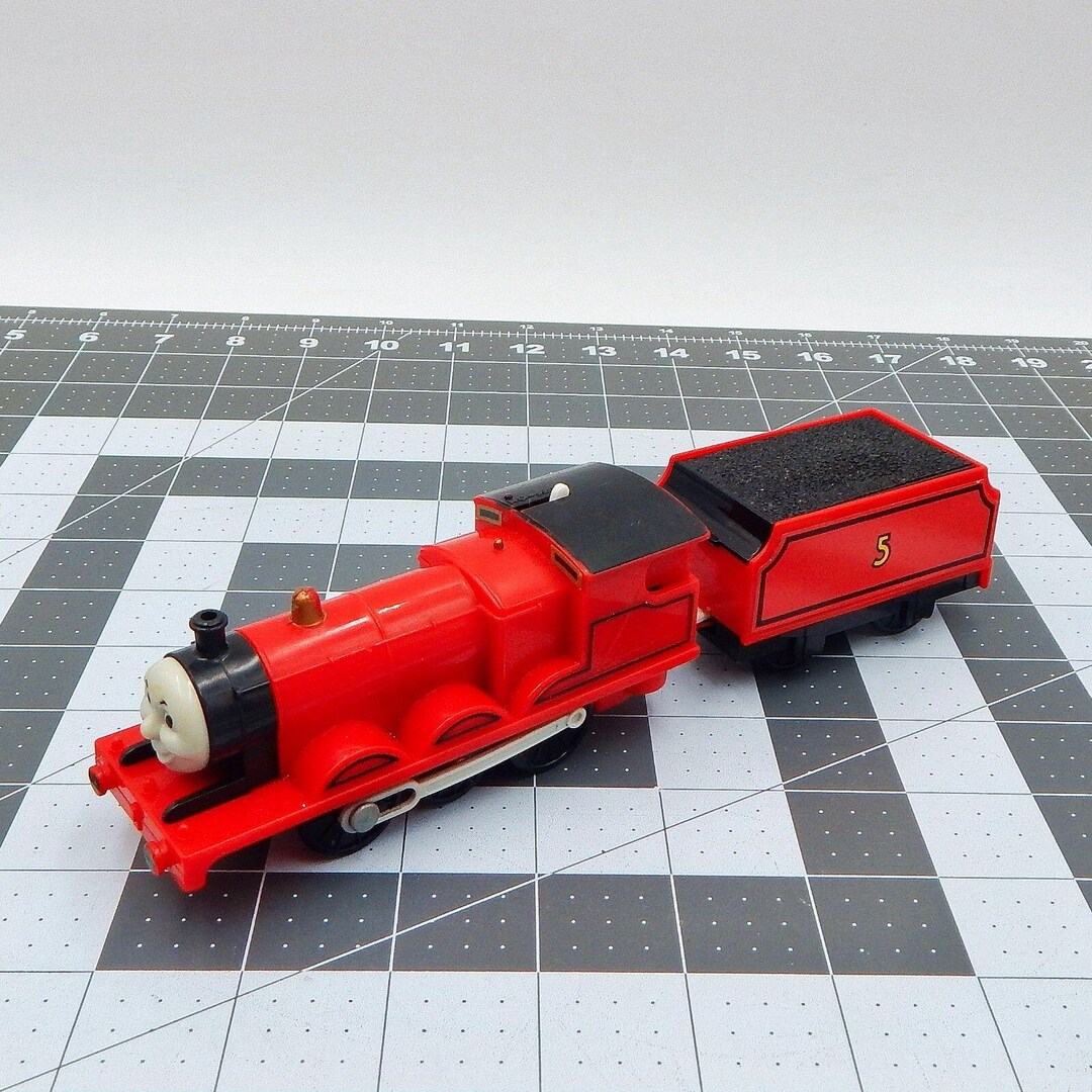 Thomas the Tank Engine & Friends James Engine Trackmaster Working Tomy ...