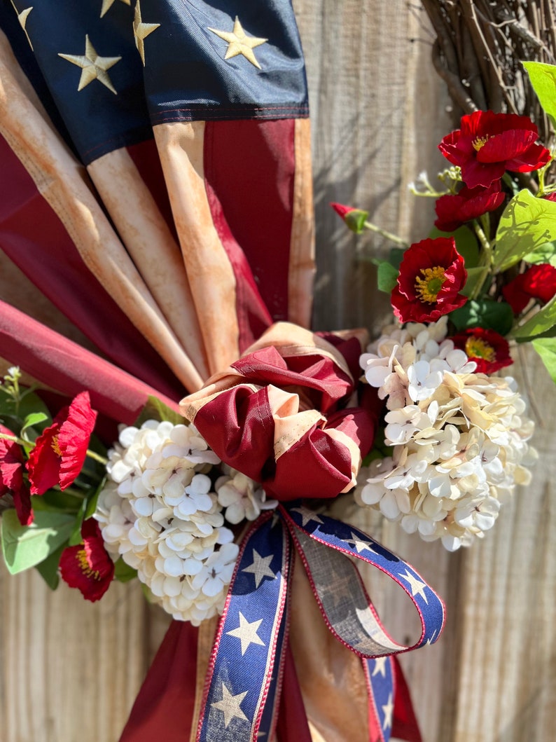 Antique American Flag Wreath, Memorial Day Wreath, Veteran Day Wreath ...