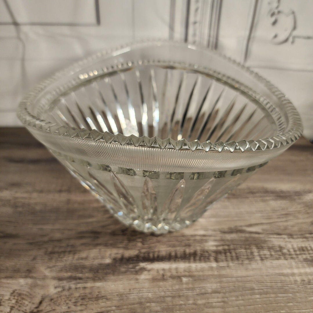 Vintage Lead Crystal Oval Etched & Sawtooth Edge 10" Poland Rare - Etsy