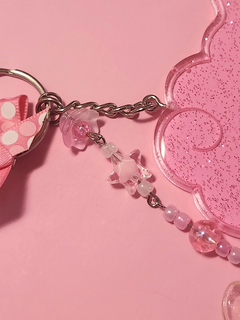 Famous Ninja Anime Pink Resin Kunai Knife & Resin Cloud Cute Keychain ...