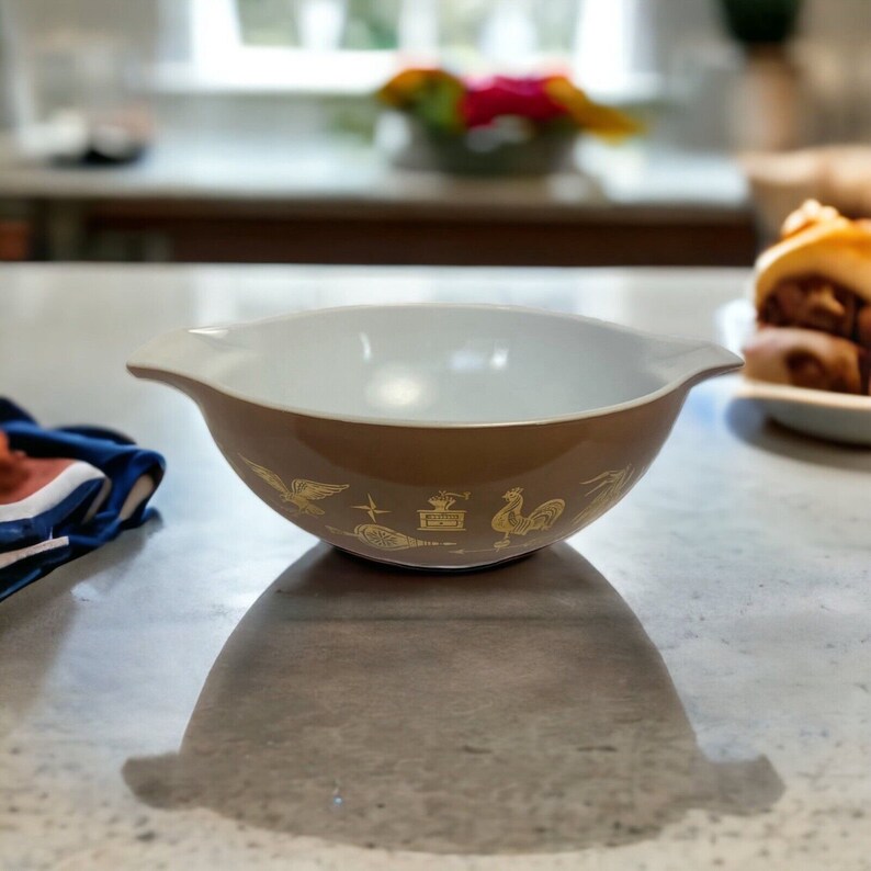 Vintage Pyrex Early American Cinderella Mixing Bowl 444 Brown Gold 4 ...