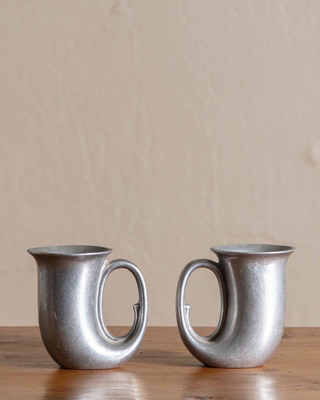 Vintage Pewter Horn Mugs (set of 2) - Etsy