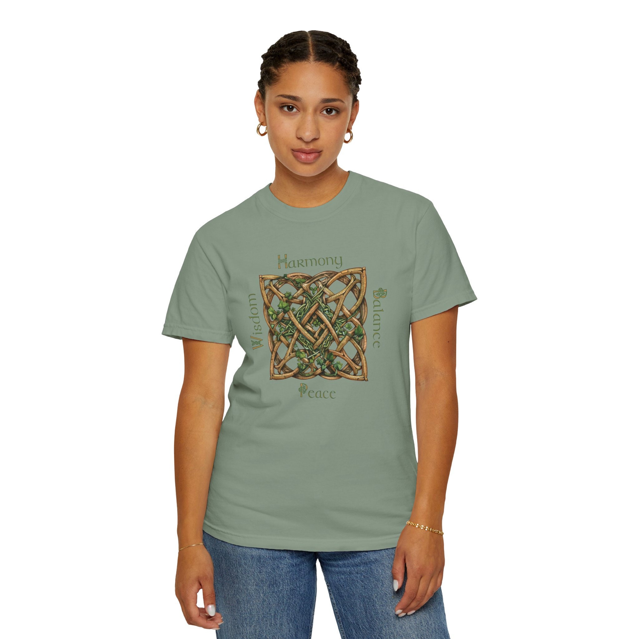 Celtic Knot Shirt- Pagan Shirt- Druid Tee- Witchy Aesthetic Shirt ...