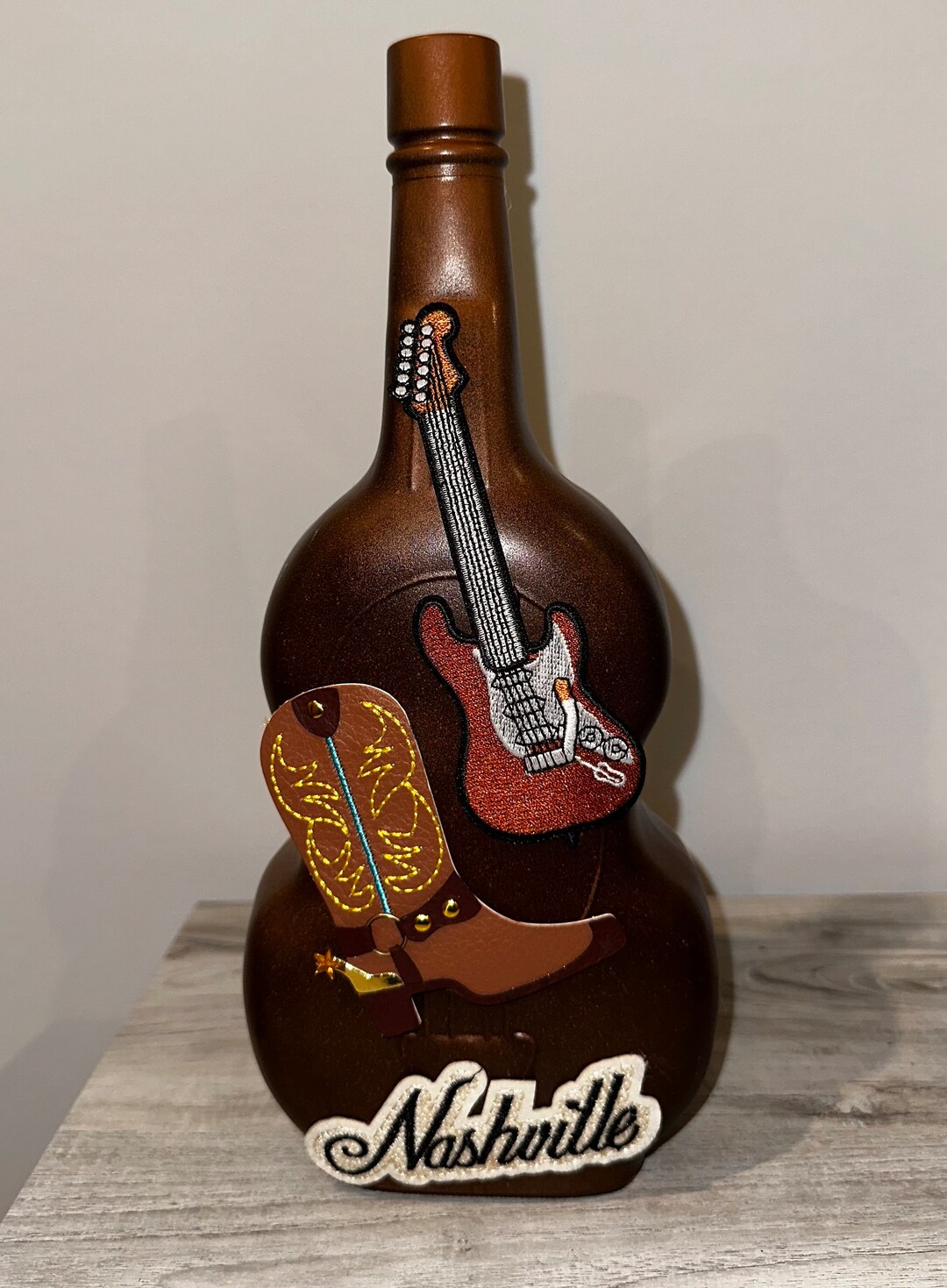 Nashville Tennessee Guitar Shaped Bottle - Etsy