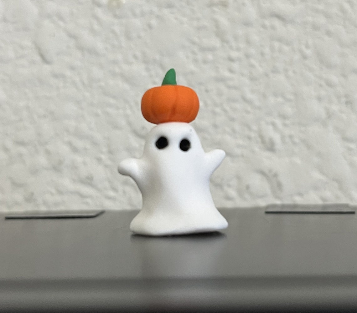 Mini Ghost Figurine Pumpkin - Etsy