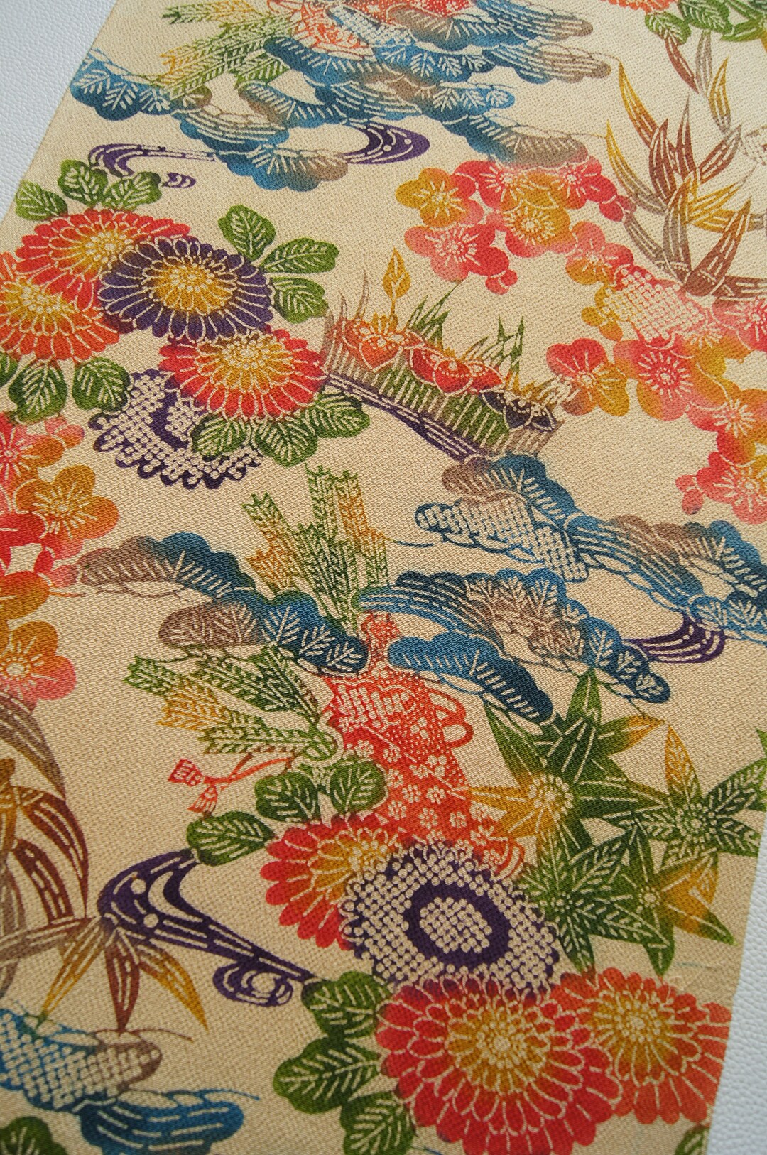 Unique Used Silk Fabric From Vintage Kimonos - Great for DIY Crafts and ...