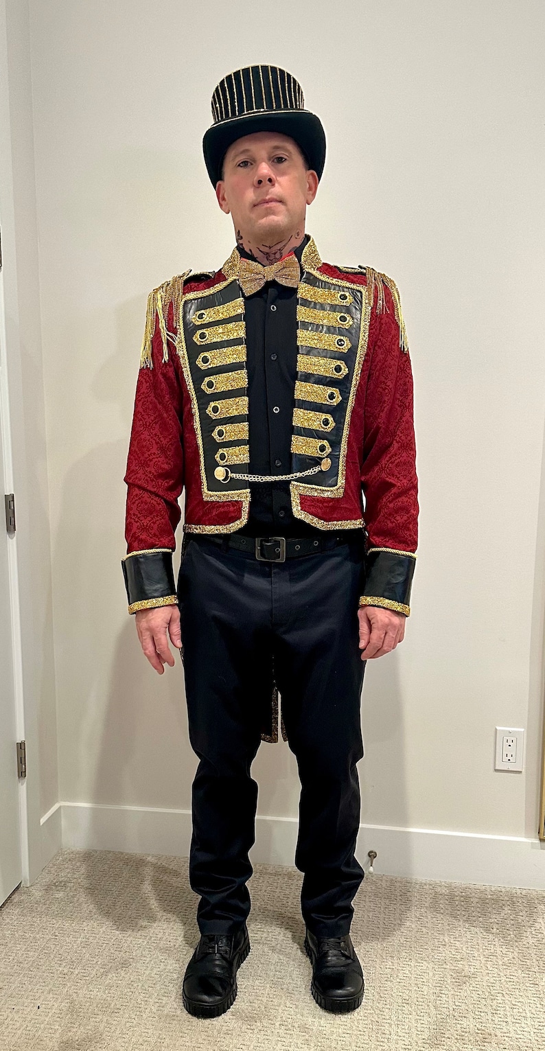 Ringmaster Top Hat - Etsy