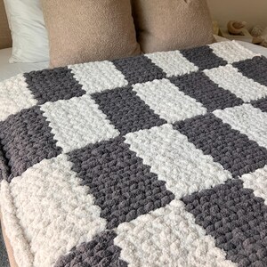 Checkered Chunky Knit Blanket - Etsy
