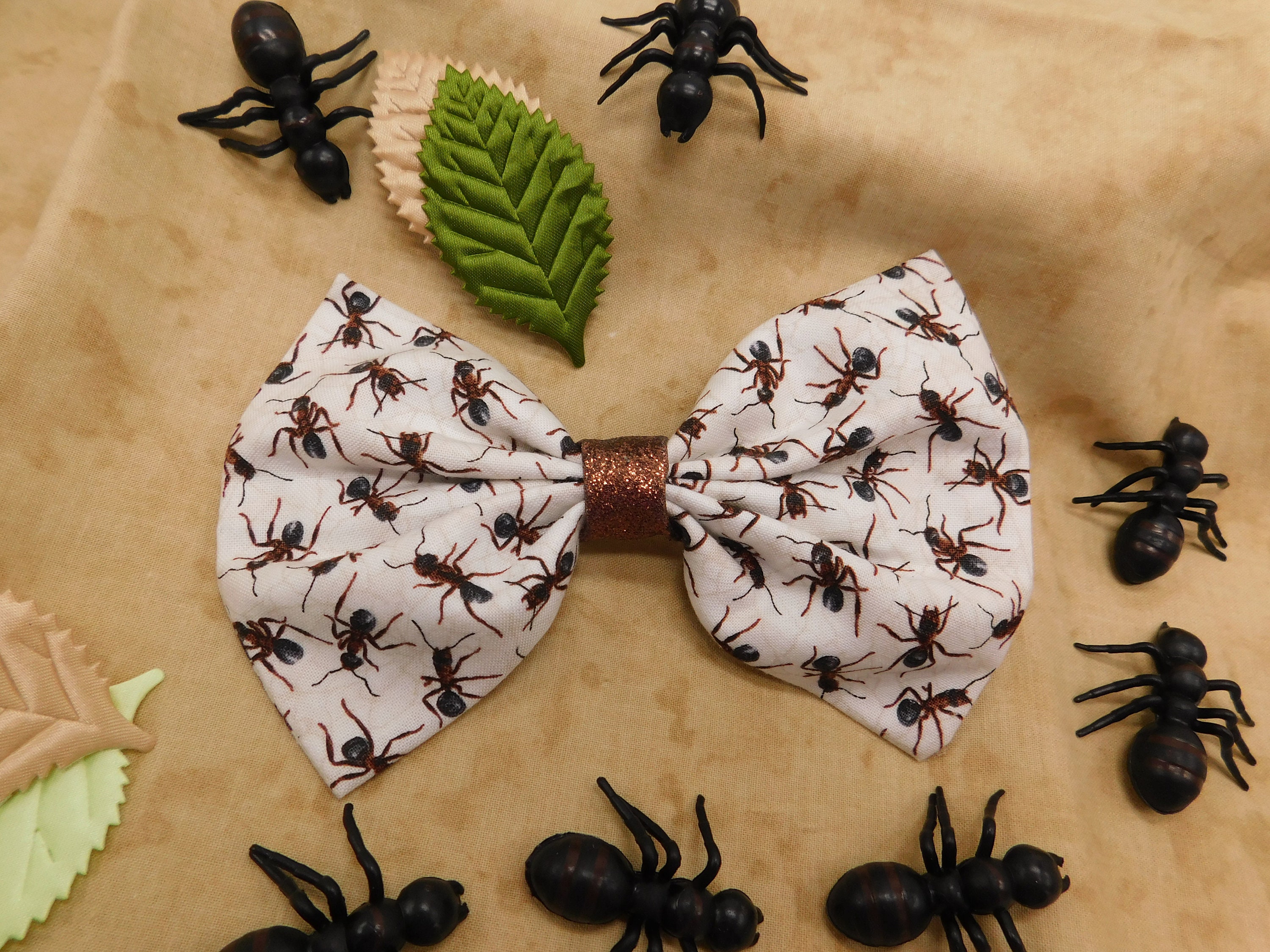 Ants, Ants and More Ants / Fabric Ant Hairbow - Etsy