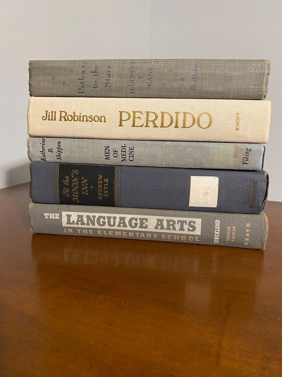 Decor Books, Coffee Table Books, Shelf Decor, Color Block, Vintage ...