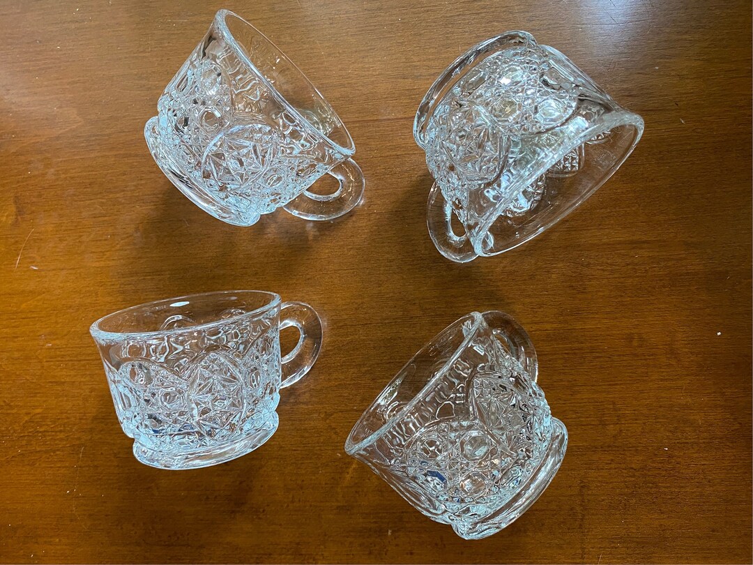 Vintage L. E. Smith Glass Daisy and Button - Etsy