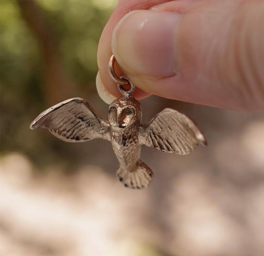 Barn Owl Pendant, Golden Flying Bird Necklace Totem for Nature Lovers ...