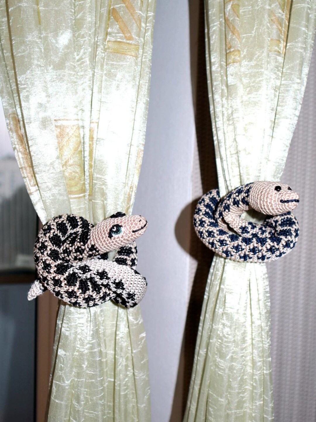 Curtain Decor Snake, Cute Snake Interior for Photo Props / Curtain ...