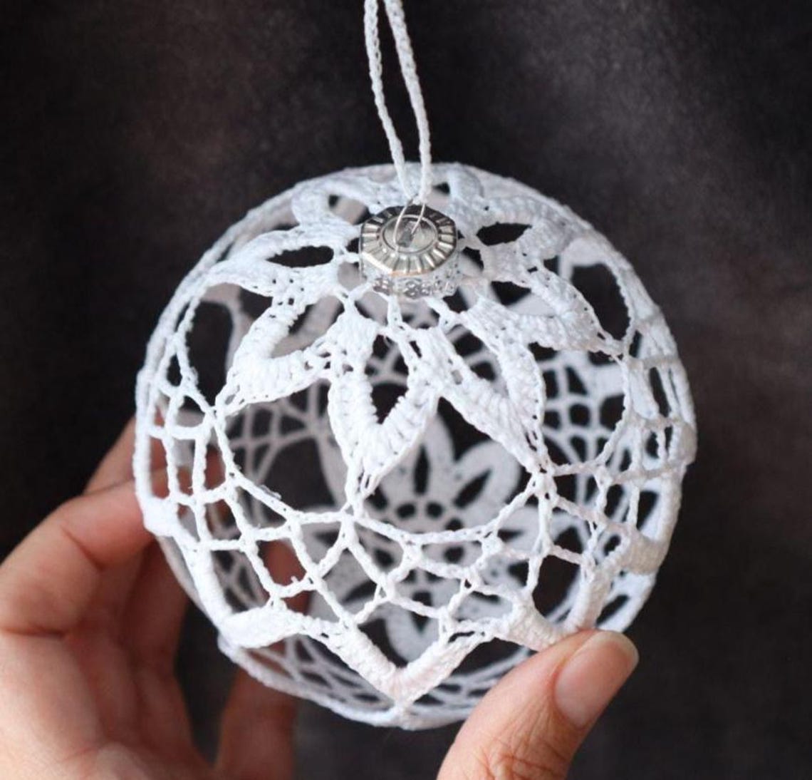 Crochet Christmas Ornament Ball Pattern: DIY Holiday Bauble (PDF ...