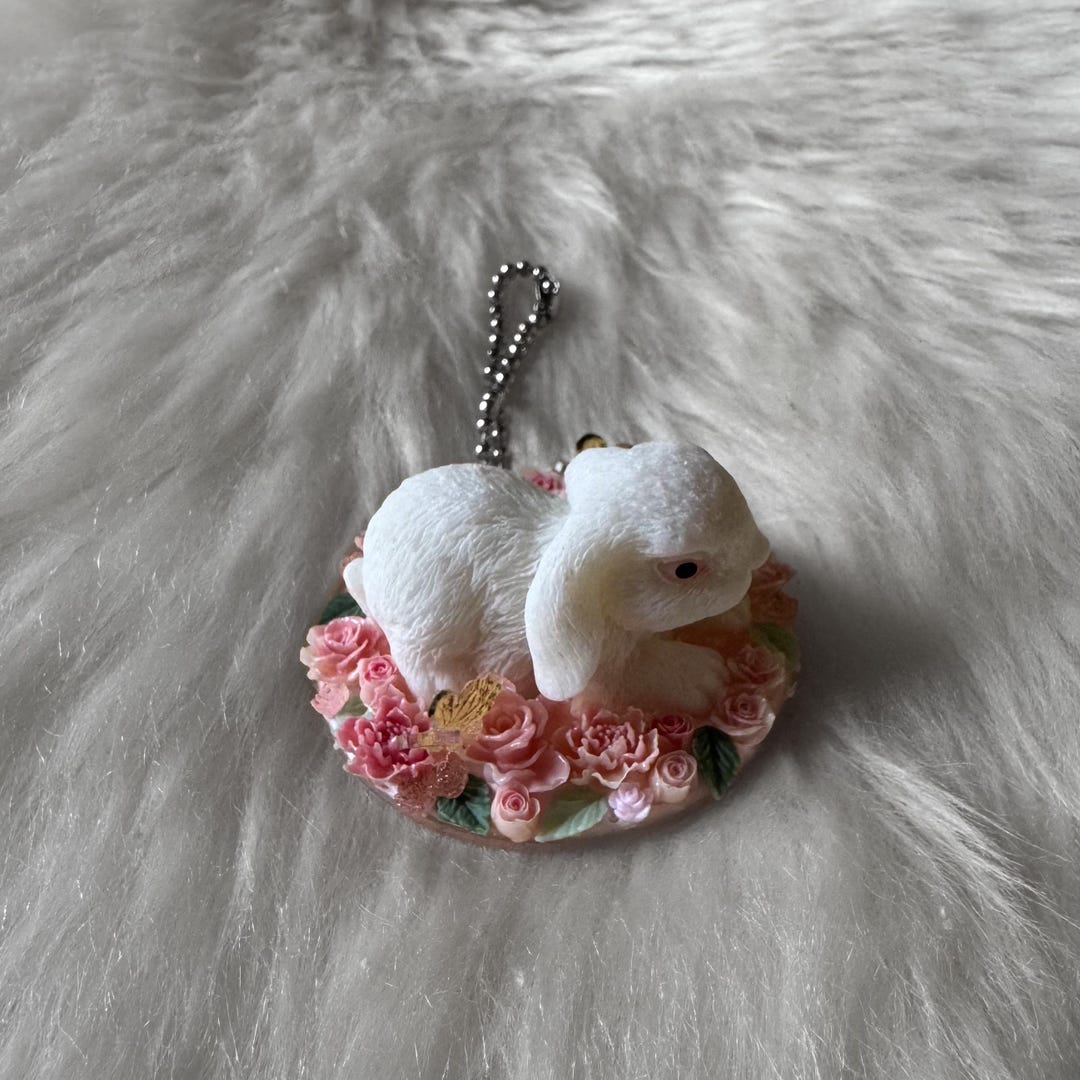 Bunny Decoden Keychain - Etsy