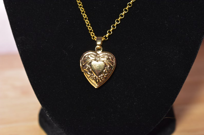 Gold Heart Photo Locket Necklace With Bow and Floral Detail - Etsy