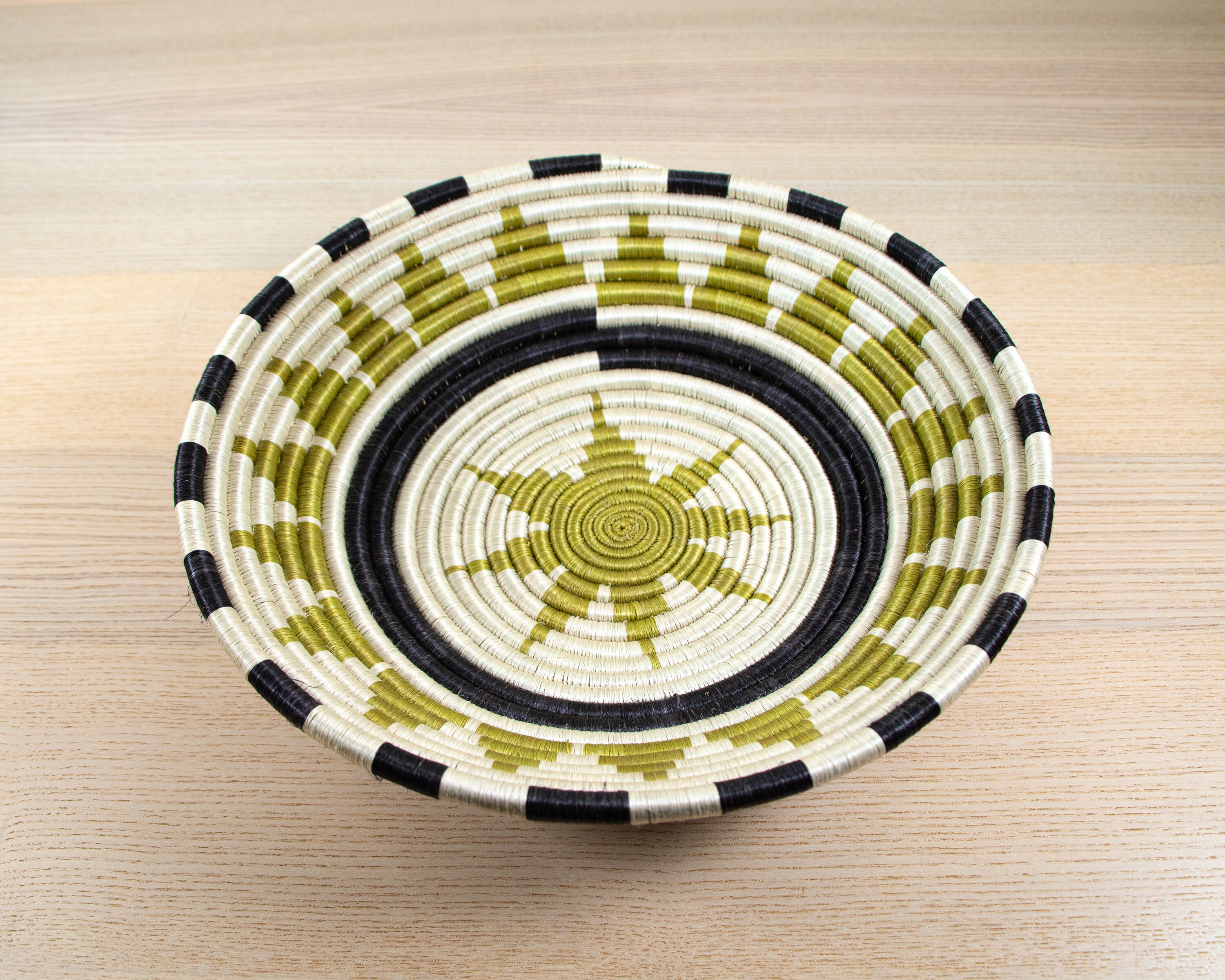 12" | Traditional African Handwoven Basket | Made in Rwanda | 100% ...