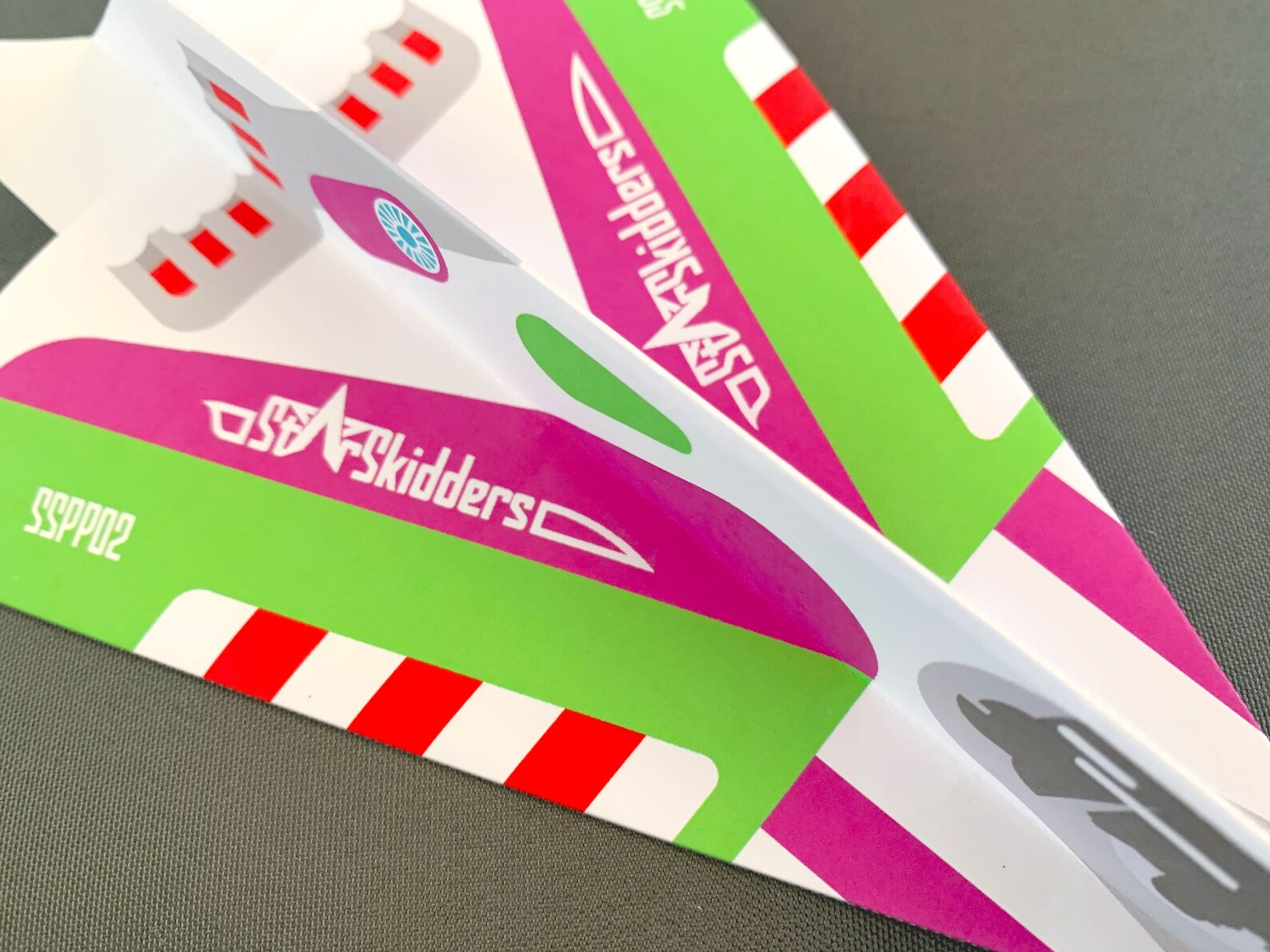 Paper Plane Printables - Make It Yourself - Star Skidders Buzz **A ...