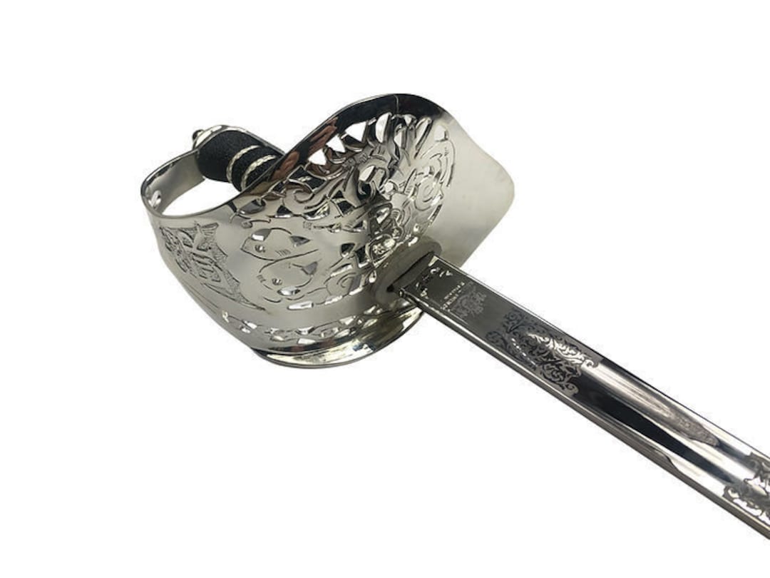 Queen Elizabeth II British Army Infantry Officers Sword and Scabbard by ...