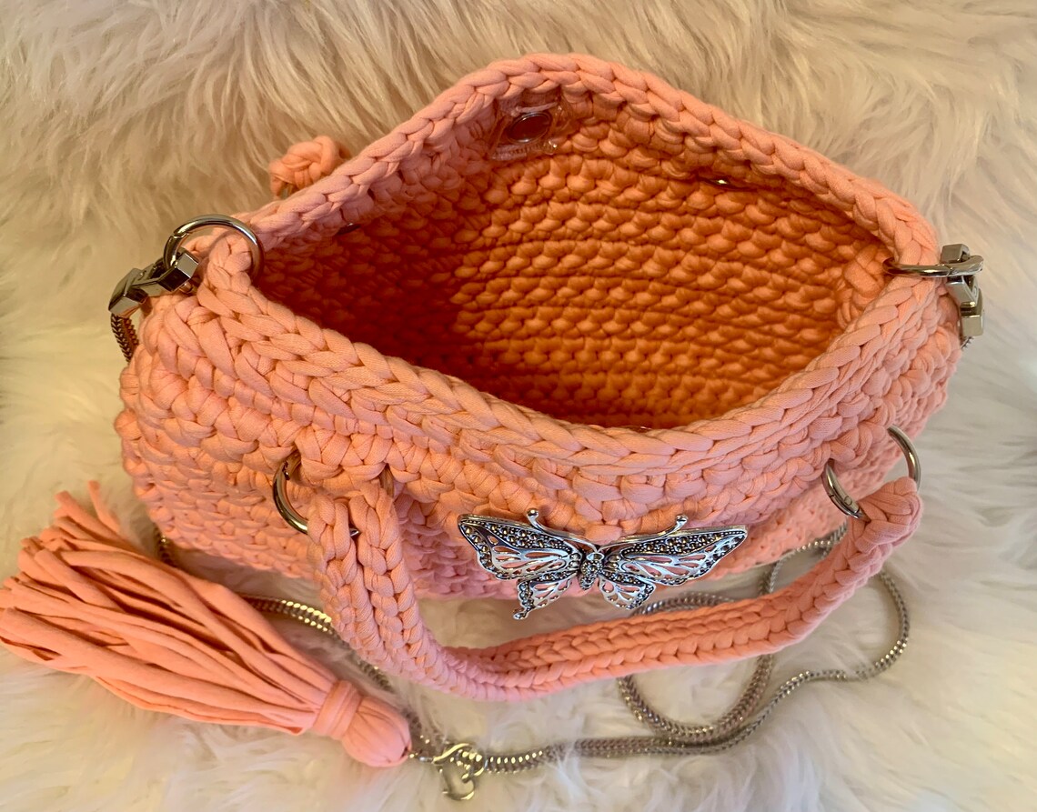 Beautiful Crochet Bag in a Wonderful Color - Etsy