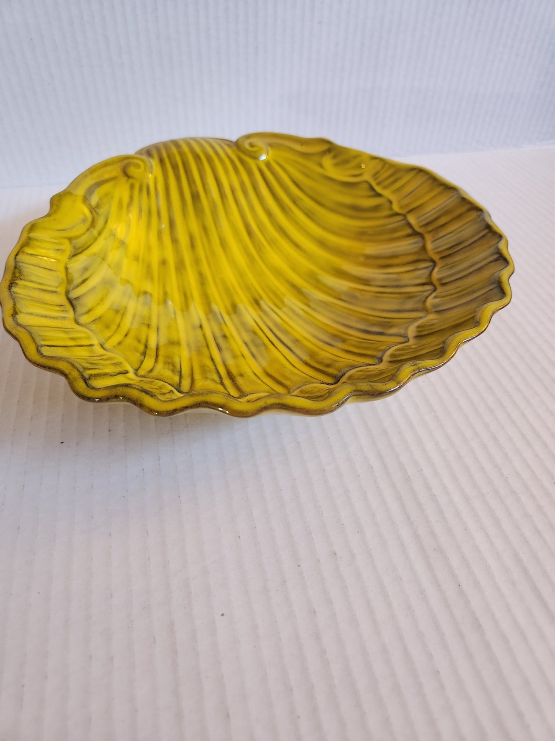 Vintage Italian Clamshell Dish - Etsy
