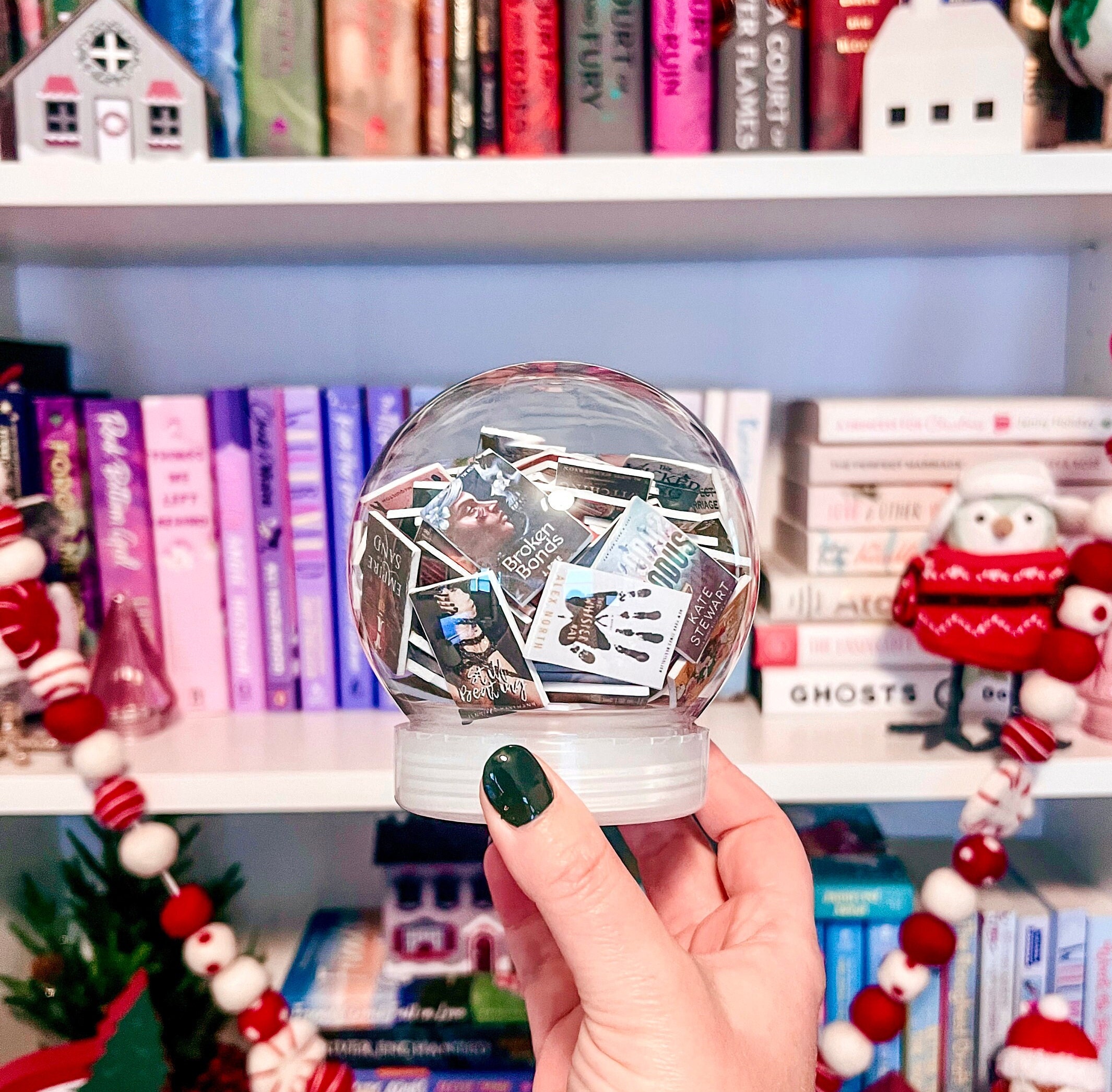 CUSTOM MADE Year-in-books Snow Globe, Book Snow Globe, Christmas Snow ...