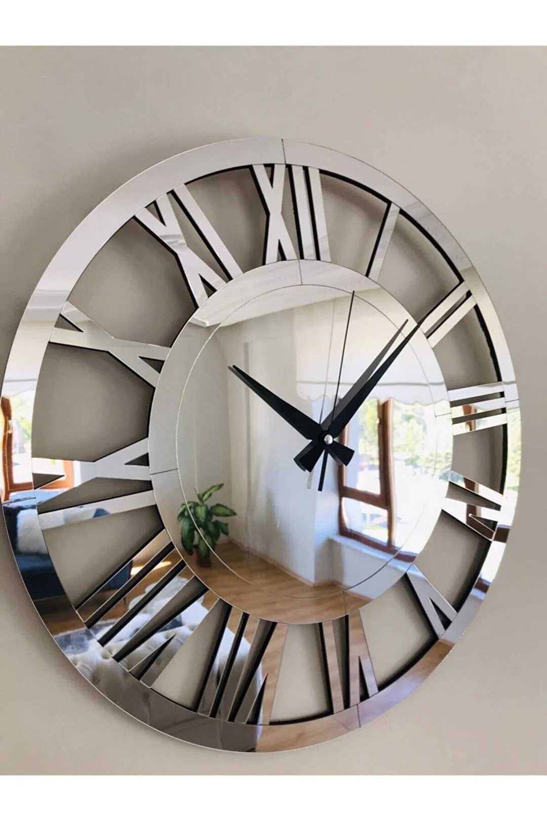 Roman Numeral Modern Stylish Design Silver Mirrored Plexi Wall Clock ...