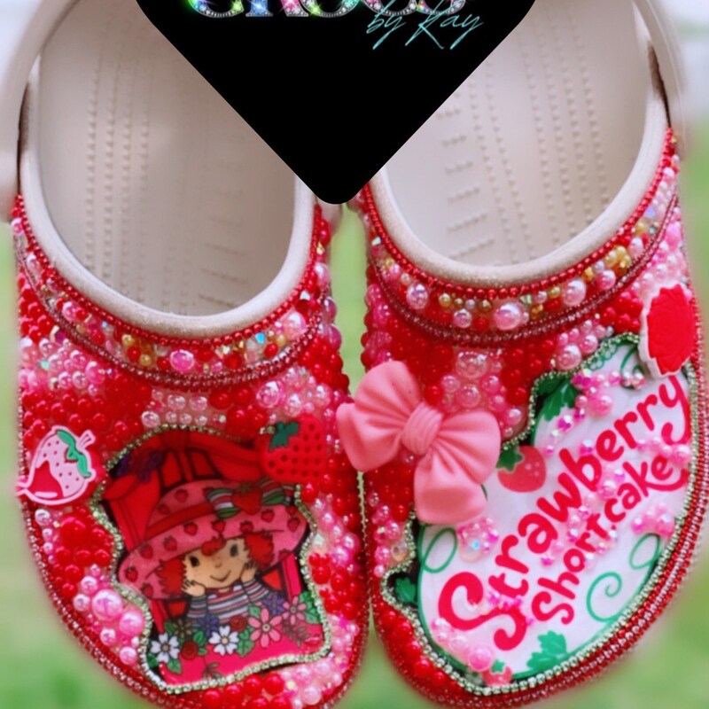 Strawberry Crocs - Etsy