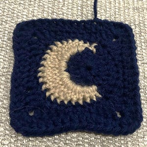 Moon Granny Square Crochet Pattern - Perfect for Blankets, Pillows ...