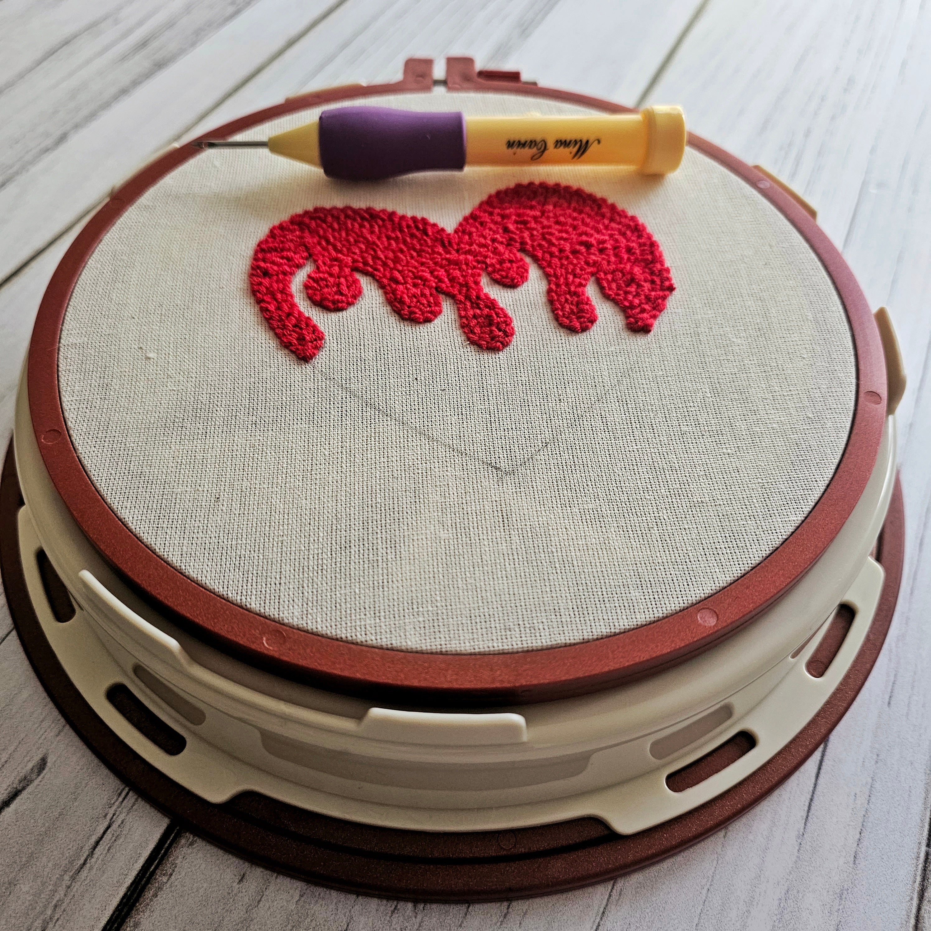 Punch Needle Hoops With Stand, Hoops 7" and 9", Stand for Hoop, Punch ...