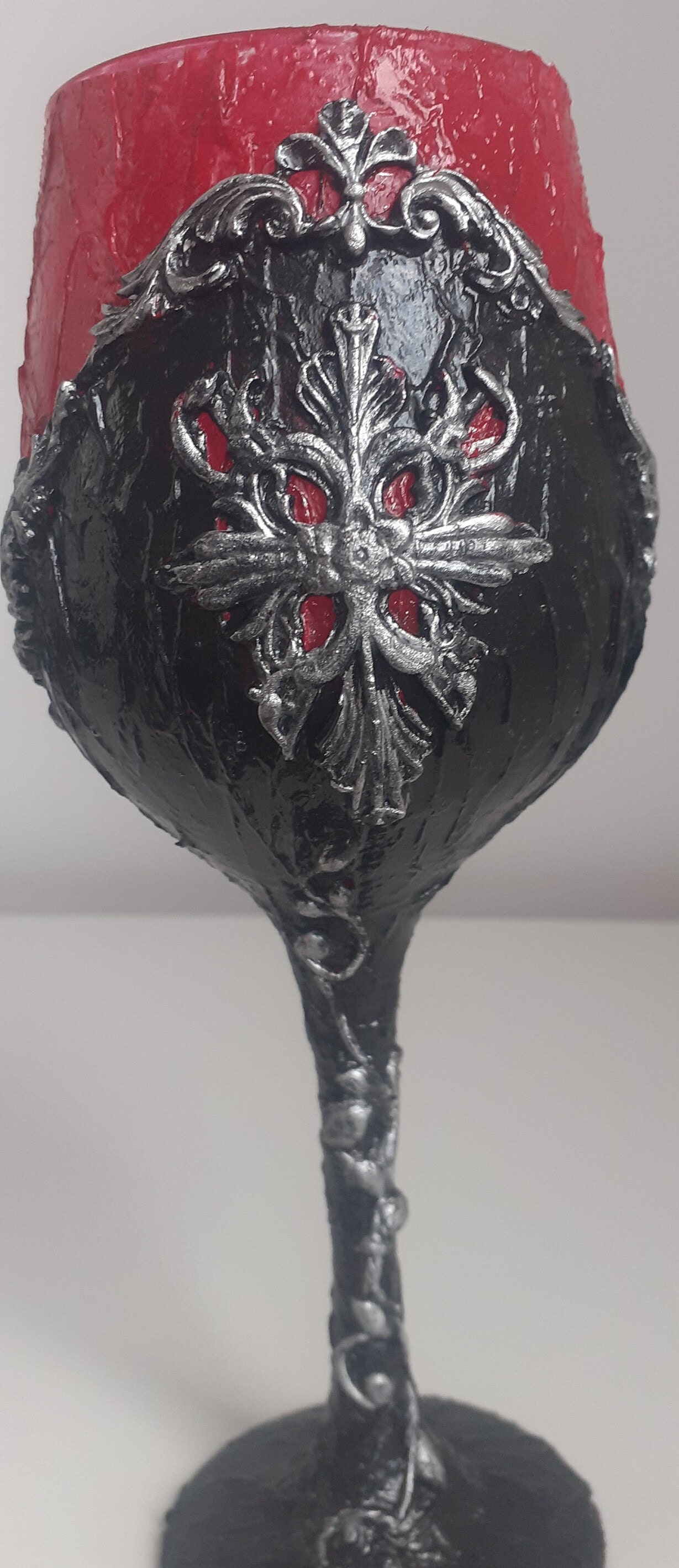 Resident Evil Village Wine Glass: Handmade Gamer Gift - Etsy