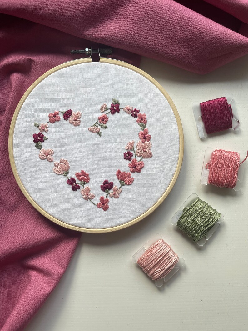 Floral Heart Embroidery Pattern, Valentines Embroidery Pattern, Digital ...